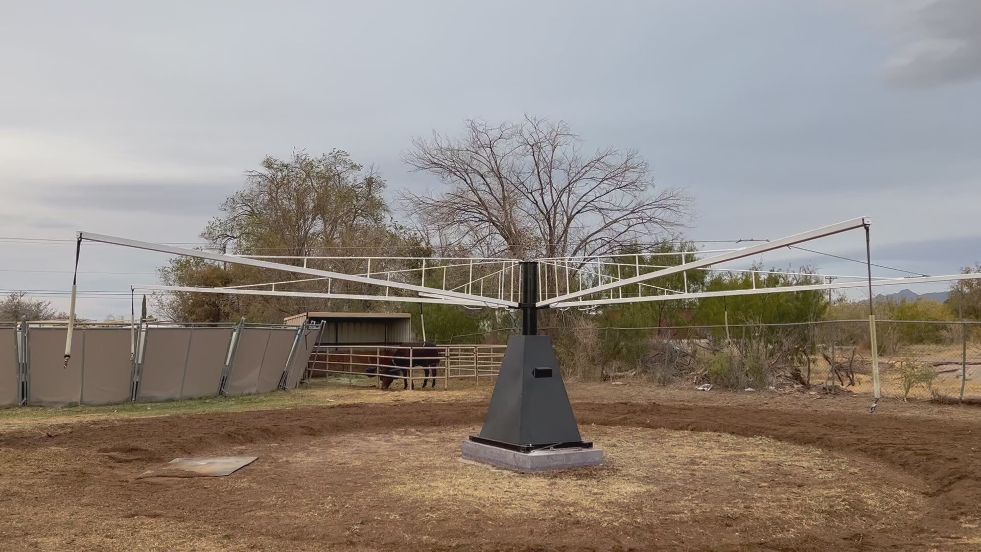 6 horse hot walker – Custom Horse Walkers